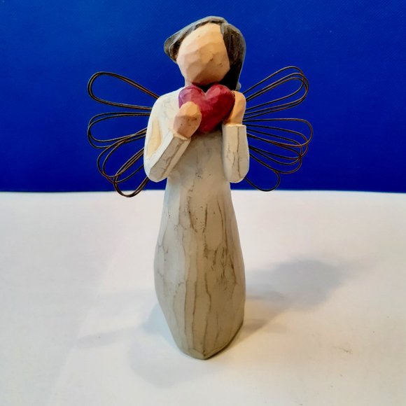 Willow Tree | Accents | Willow Tree Angel Of The Heart 200 Figurine ...
